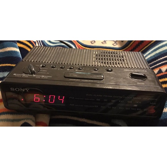 Sony | Wall Decor | Vintage Sony Dream Machine Amfm Alarm Clock Icfc20w ...